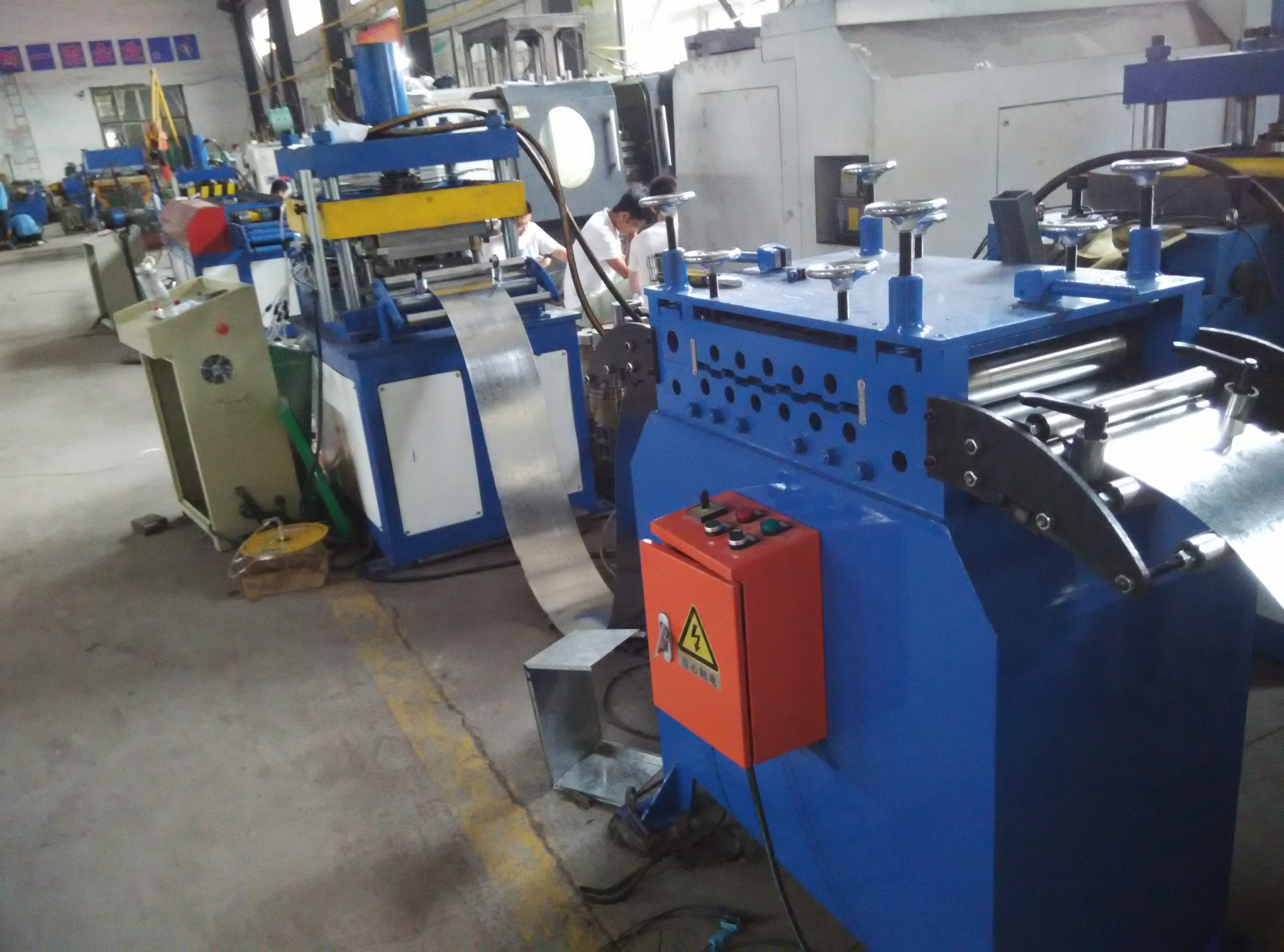 PZ30配电箱成型设备生产线视频