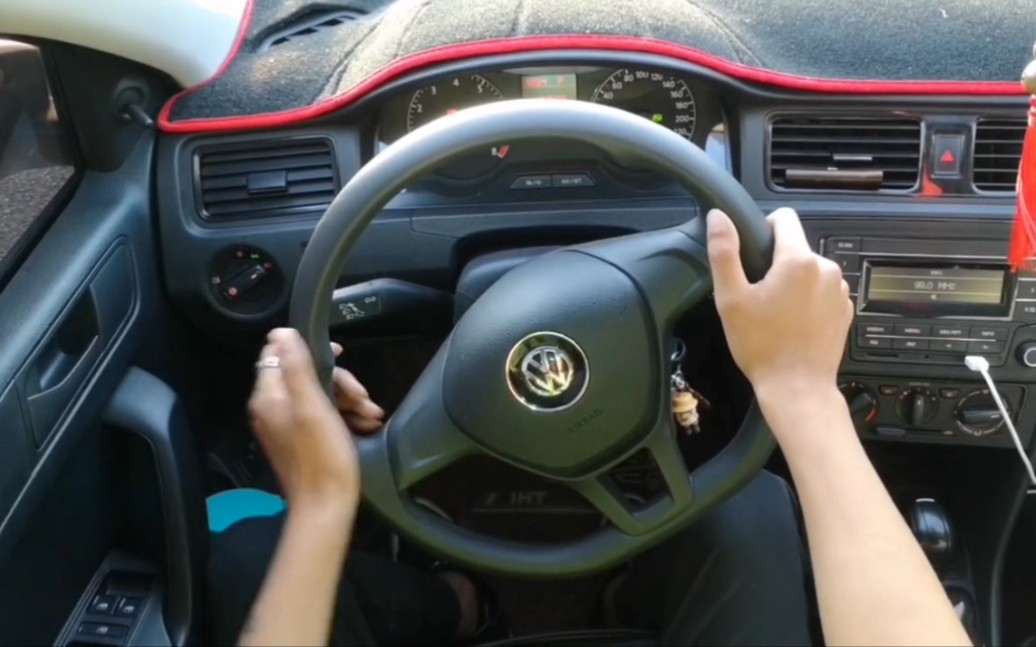 C2自动挡科目三起步动作讲解 新手不能错过