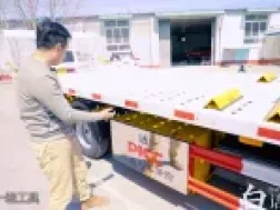 白话汽车:20年不换代的硬派越野车——铃木吉姆尼