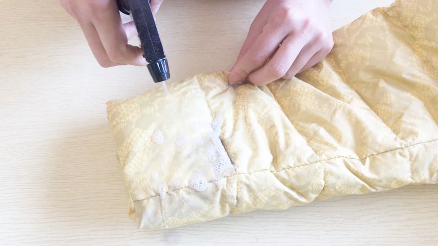 羽绒服别再用水洗了!教你自制羽绒服清洗剂,哪里脏喷哪里特干净