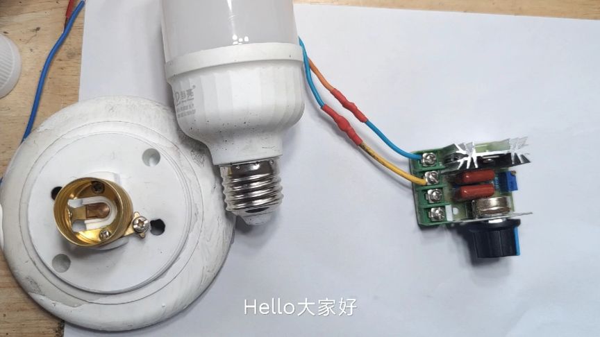 可控硅是控制电流.还是电压?感谢大家的提醒,今天证实了!