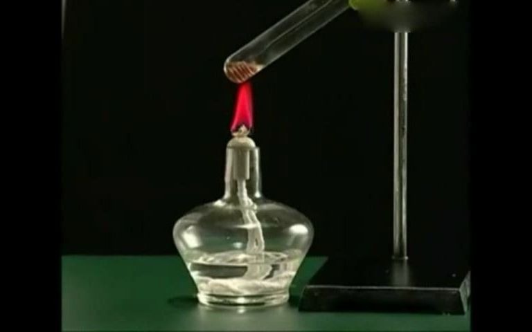 高中化学实验 浓硫酸与铜的反应