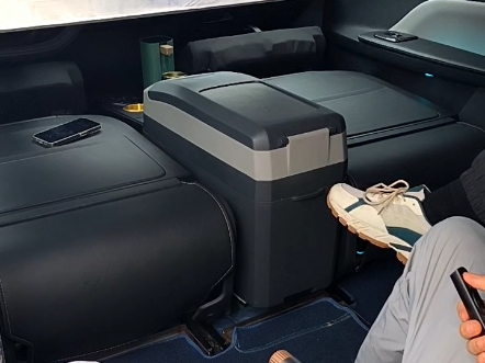 东风日产21周年厂庆启辰VⅩ6改装展,一起来看看俊灵猴的超级床车!