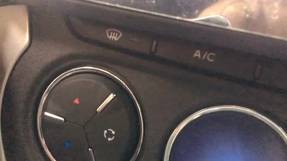 AC是空调的控制器「来自懂车帝车友圈」