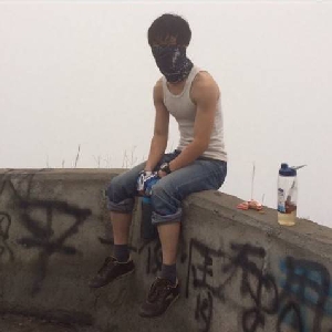 YniQi 