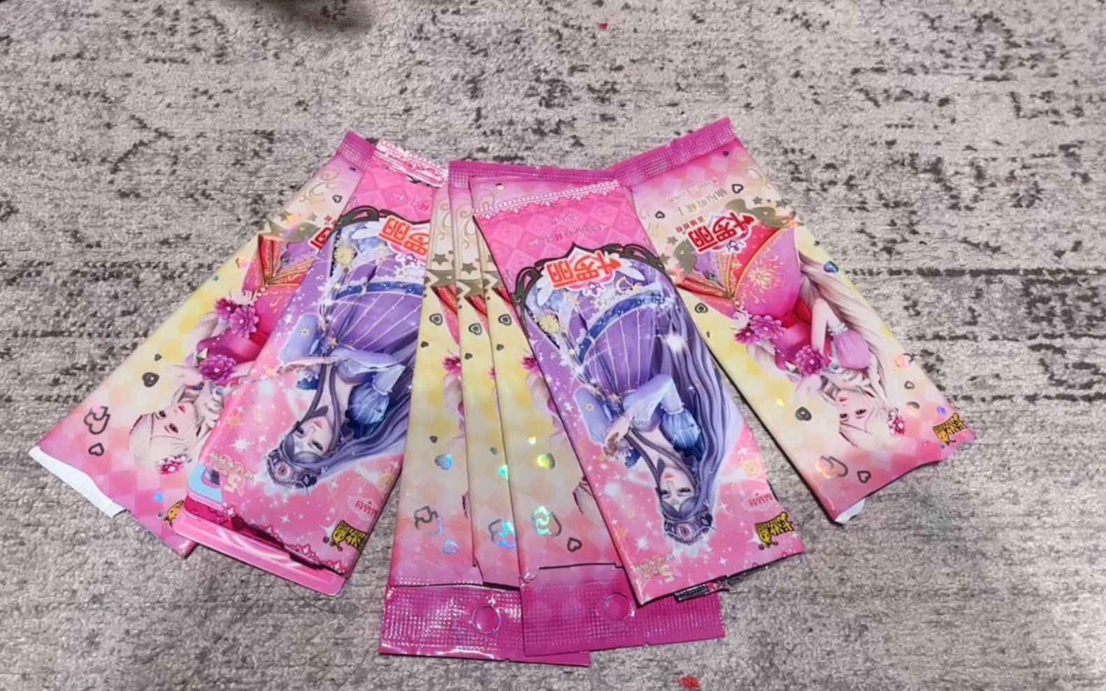 叶罗丽梦幻包晶钻包拆卡啦