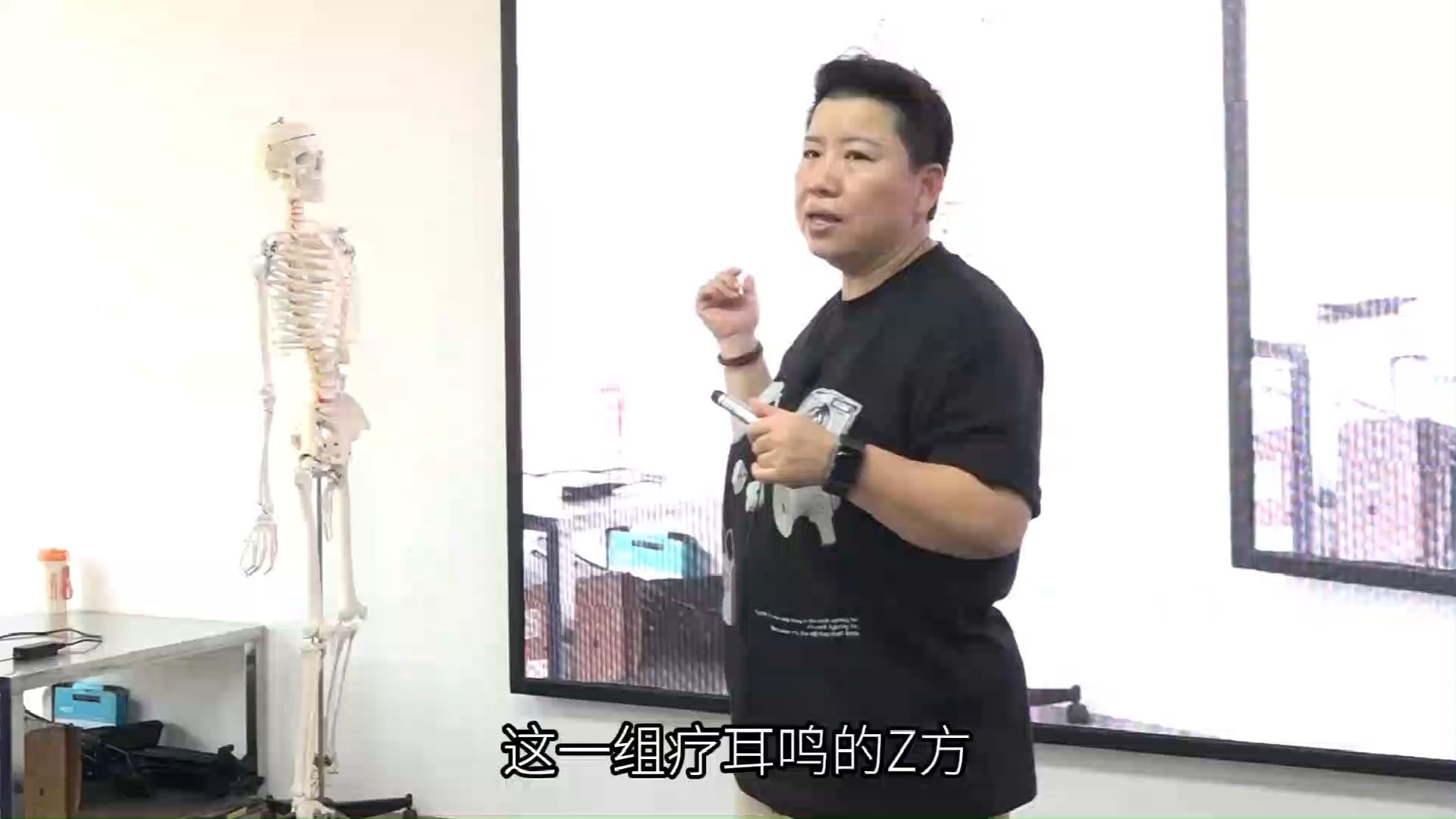 学员几十年的耳鸣,刘老师用“耳鸣三针”让学员七窍全通!