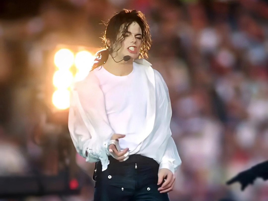 唯一一位站着不动就能引爆全场的明星#迈克尔杰克逊