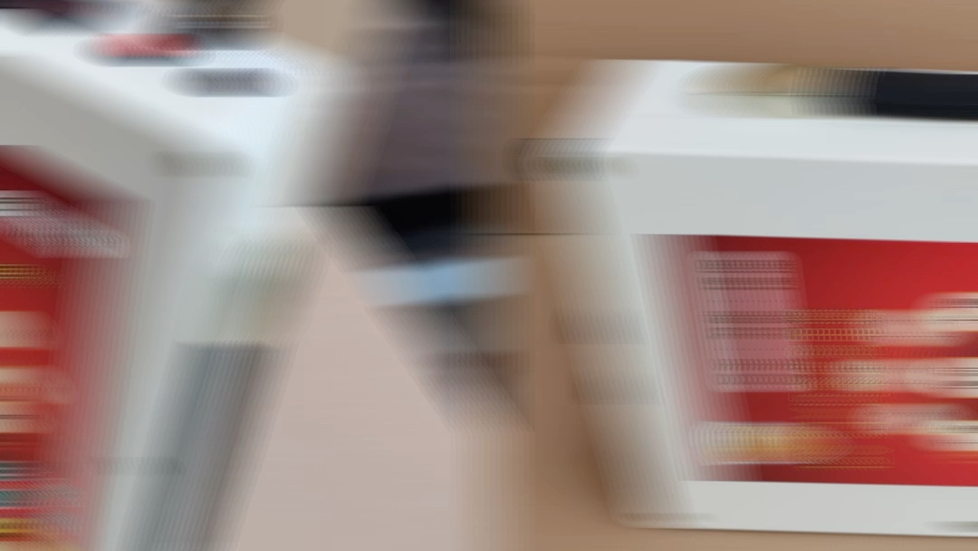 最新定制产品,12V24V汽车应急启动电源(锂电池版)!#汽车定制师# 您有...