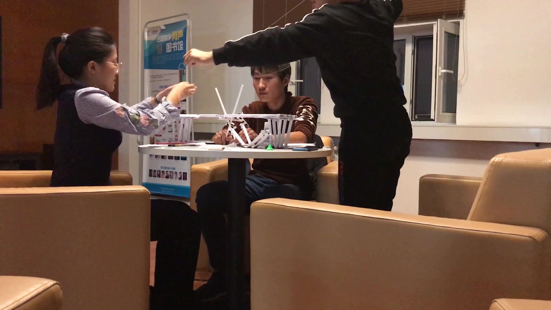 【纸桥制作】哈尔滨工业大学纸桥承重结构设计大赛得奖作品背后的故事