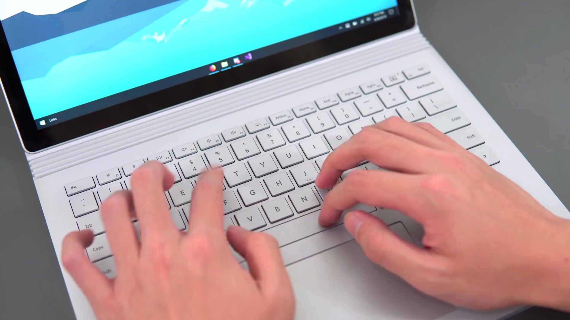 微软Surface Book 2评测,二合一笔记本搭载GTX显卡