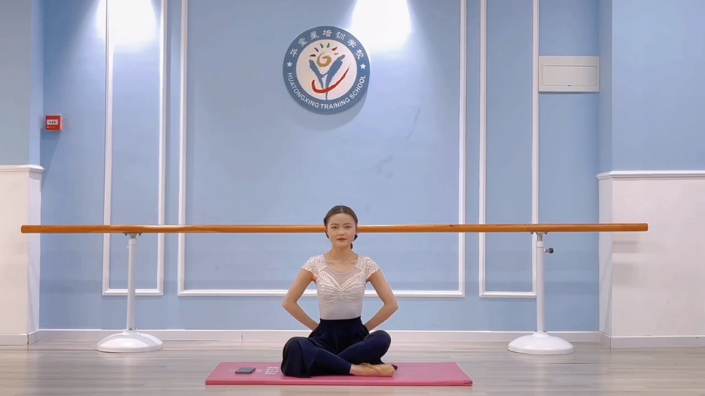 舞蹈三级考试练习