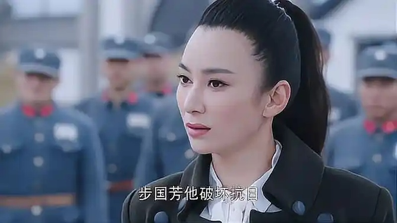 追风行动:壮汉大闹军队,打伤了太多人,女队长大怒亲自跟他过招