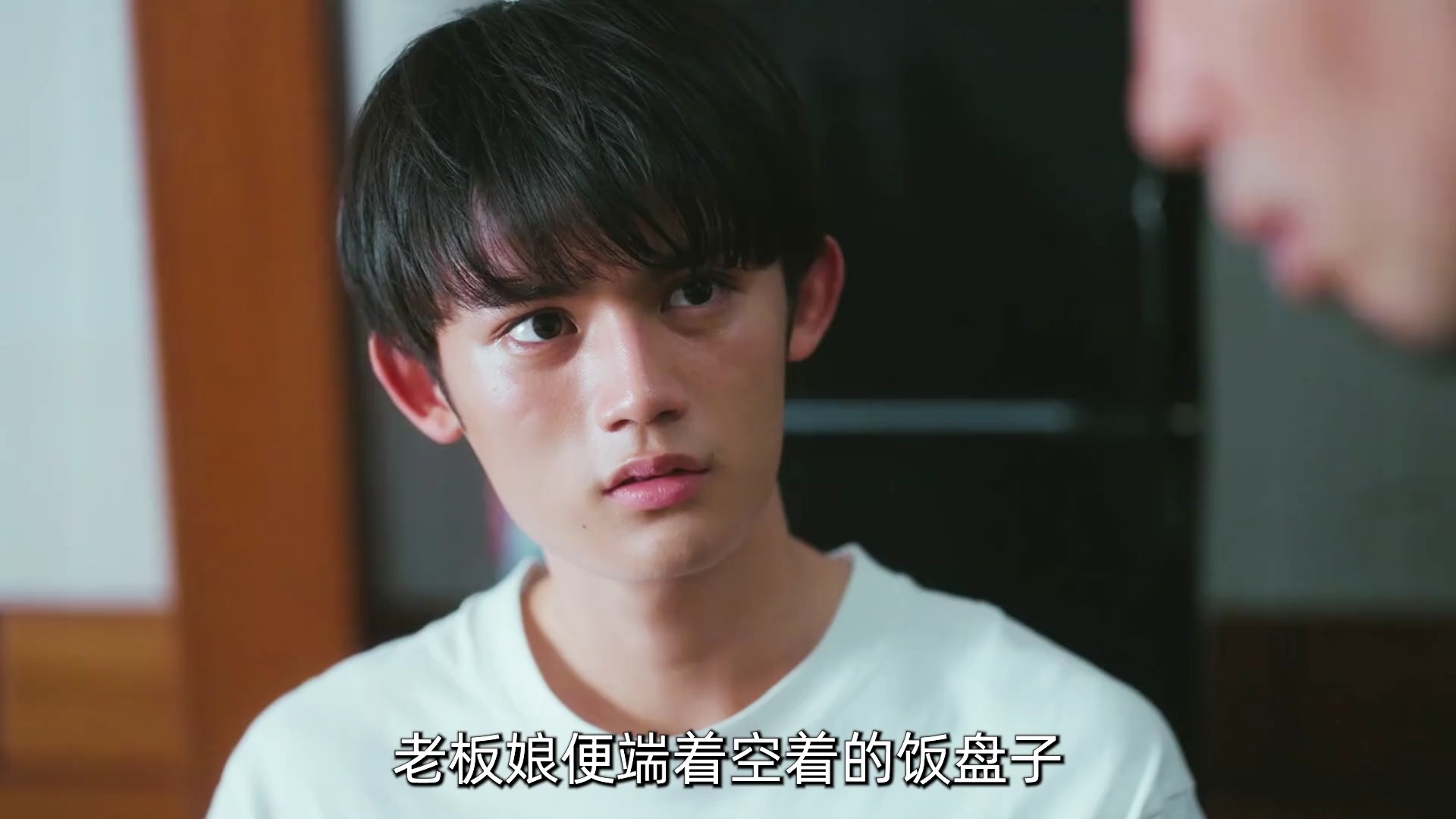 254.2024最新日本恐怖片《度假村兼职》大学生勇闯度假村,鬼屋逃生...