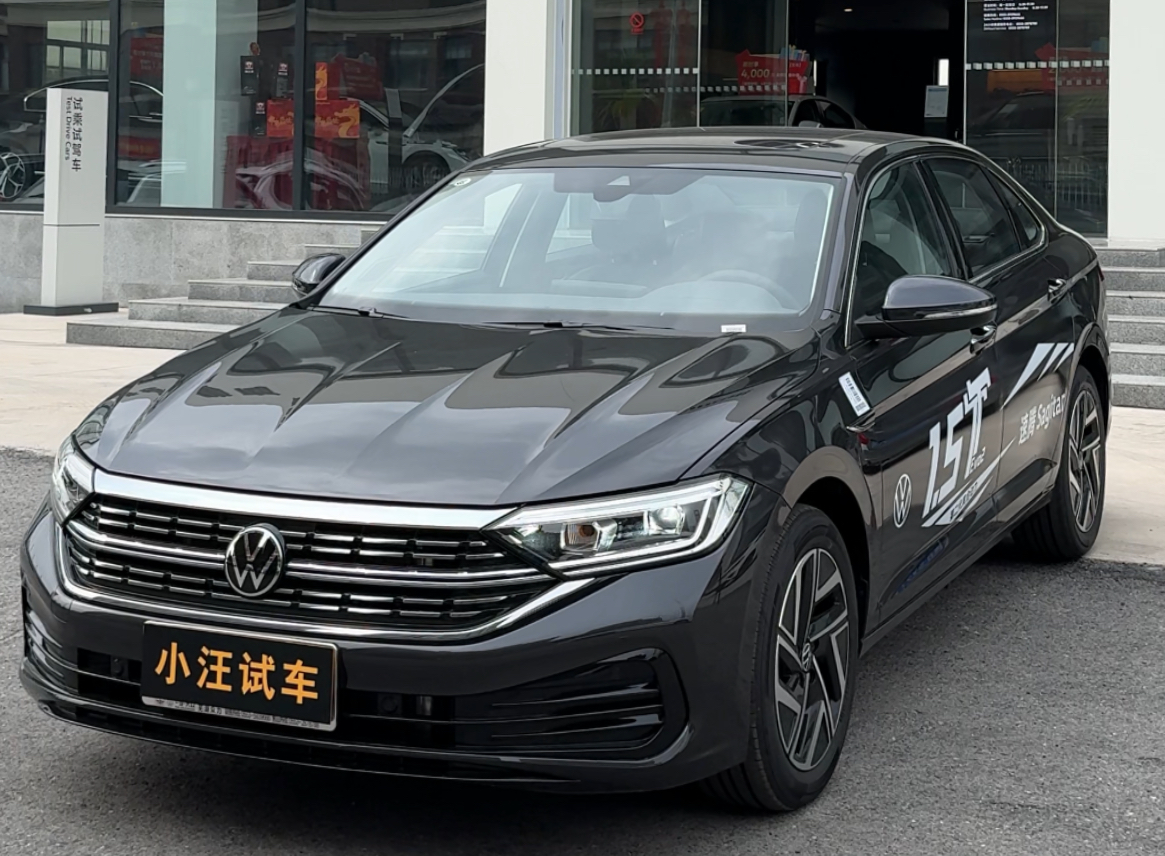 沉浸式体验|2024款 一汽-大众 速腾 300TSI DSG超越版