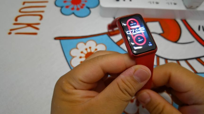 华为手环7nfc版本体验感受功能介绍