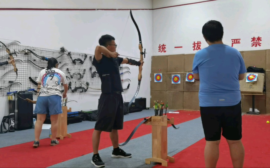上海飞将射箭馆畅玩一小时