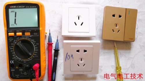 接插座有窍门!初学者和高手的接线法大揭秘!(1