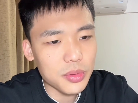 回应校园行被铲事件。