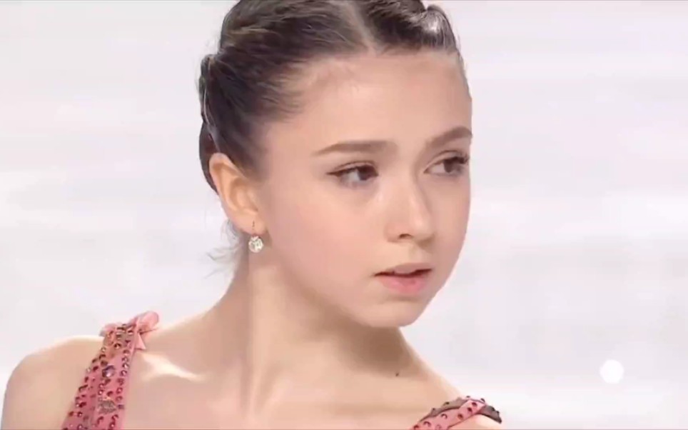 2022北京冬奥花样滑冰俄罗斯有三娃,日本有羽生结弦,中国男女花划...