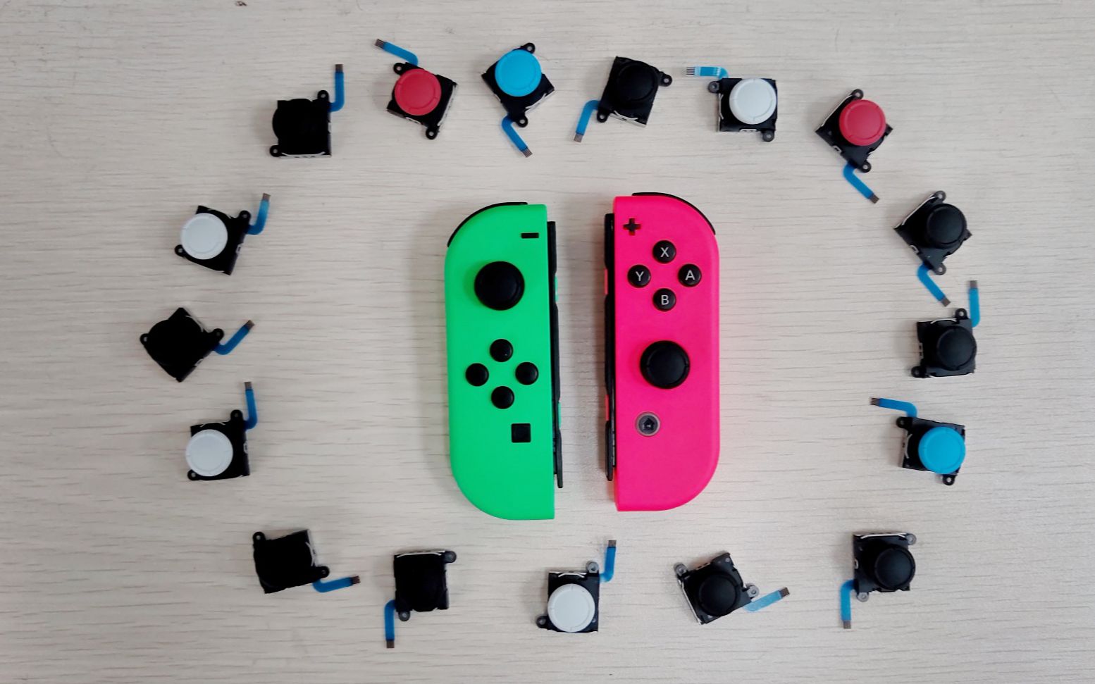 SWITCH手柄更换摇杆 避免压断排线