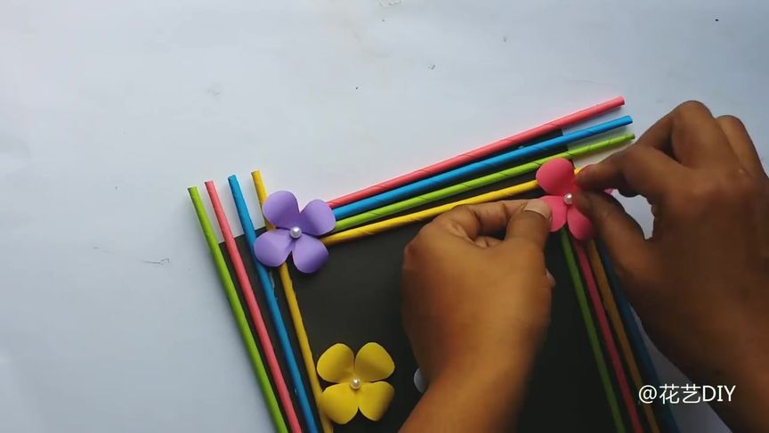 「相框」DIY-简易相框教程!用彩色纸做!手工教程
