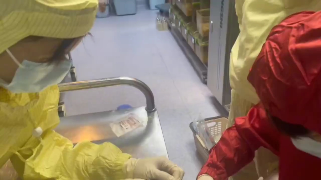 大鼠尾静脉极限采血,采血4毫升时,采血针管凝血,最佳采血量应1～3...