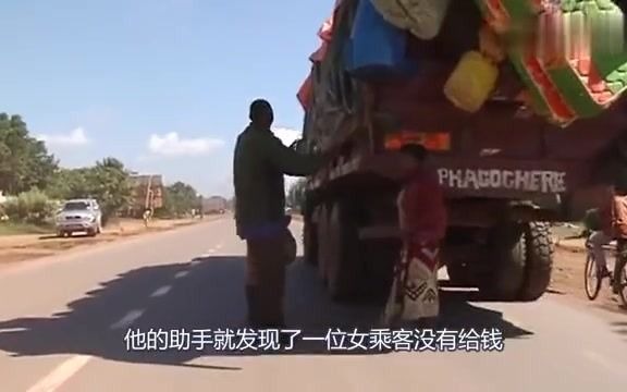非洲刚果的泥泞道路,700公里路程要走三个星期,真实卡车纪录片