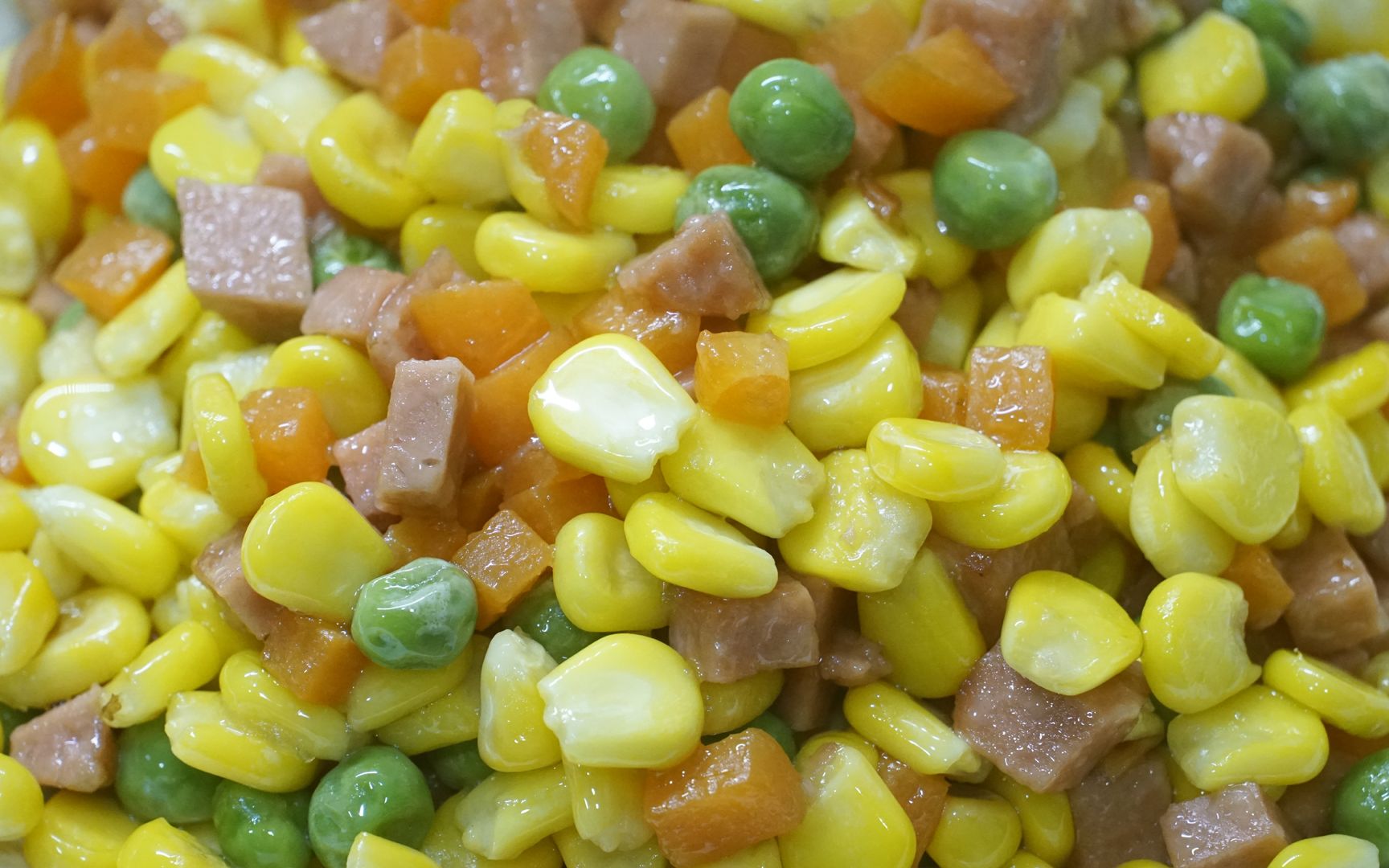 什锦玉米粒,简单的放入这几种东西,色香味浓,垂涎欲滴