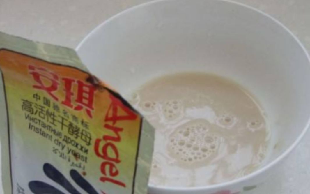 今天才发现,酵母粉还有这作用,一般人都不清楚,抓紧学学