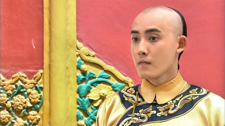 新还珠格格:小燕子很开心,夸奖画师,五阿哥吃醋教训她别太张扬