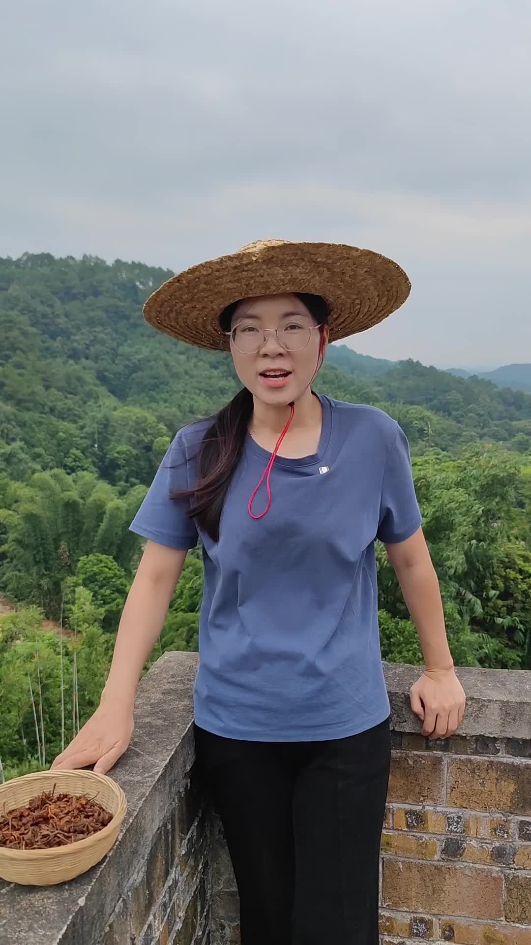 有三种八角建议大家不要拿来煮菜,要买就买种植足干无硫的老树大红...