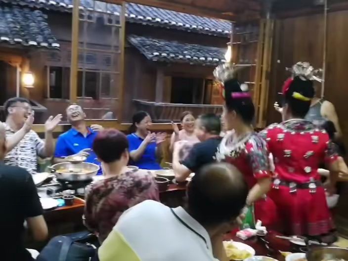 旅游中的民俗表演