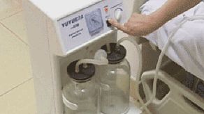 电动吸引器吸痰法——北京华军中医院