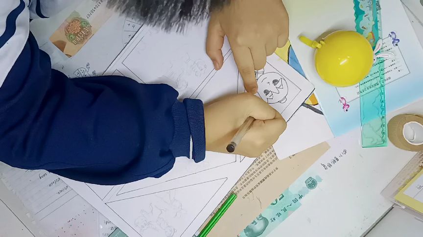 小学生画的牛郎织女,连环画