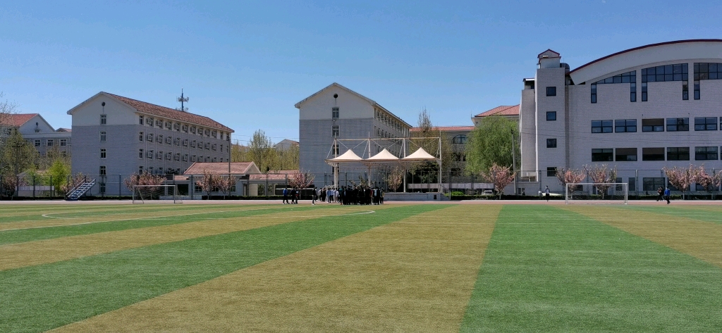 4.13 北京城市学院第三十七届运动会·中午操场队形彩排