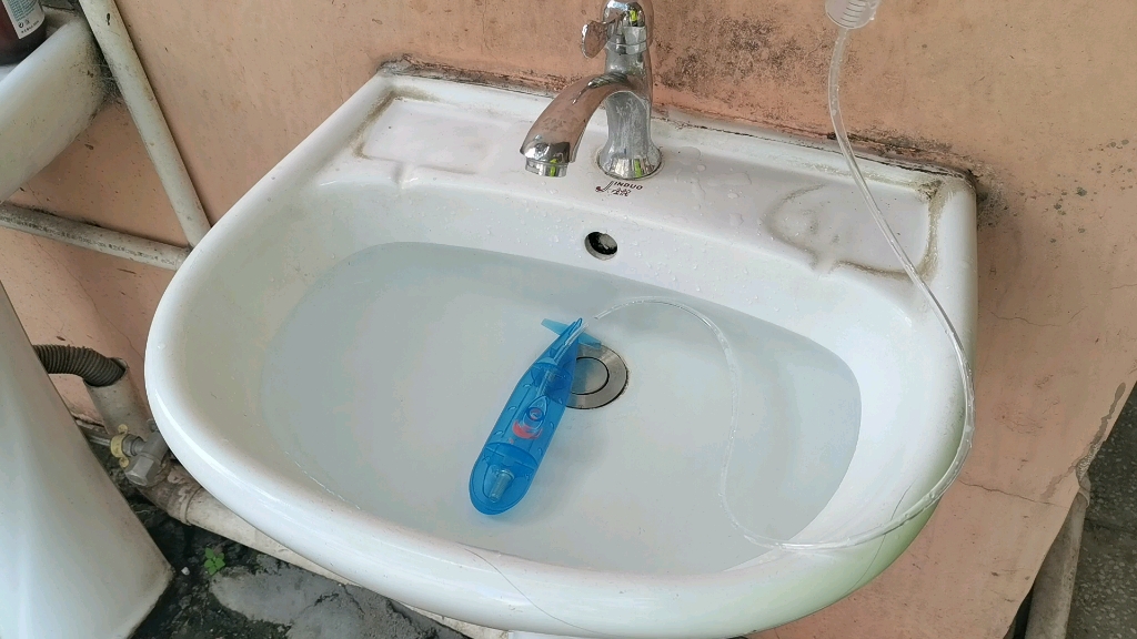 初中物理模拟潜水艇的工作原理