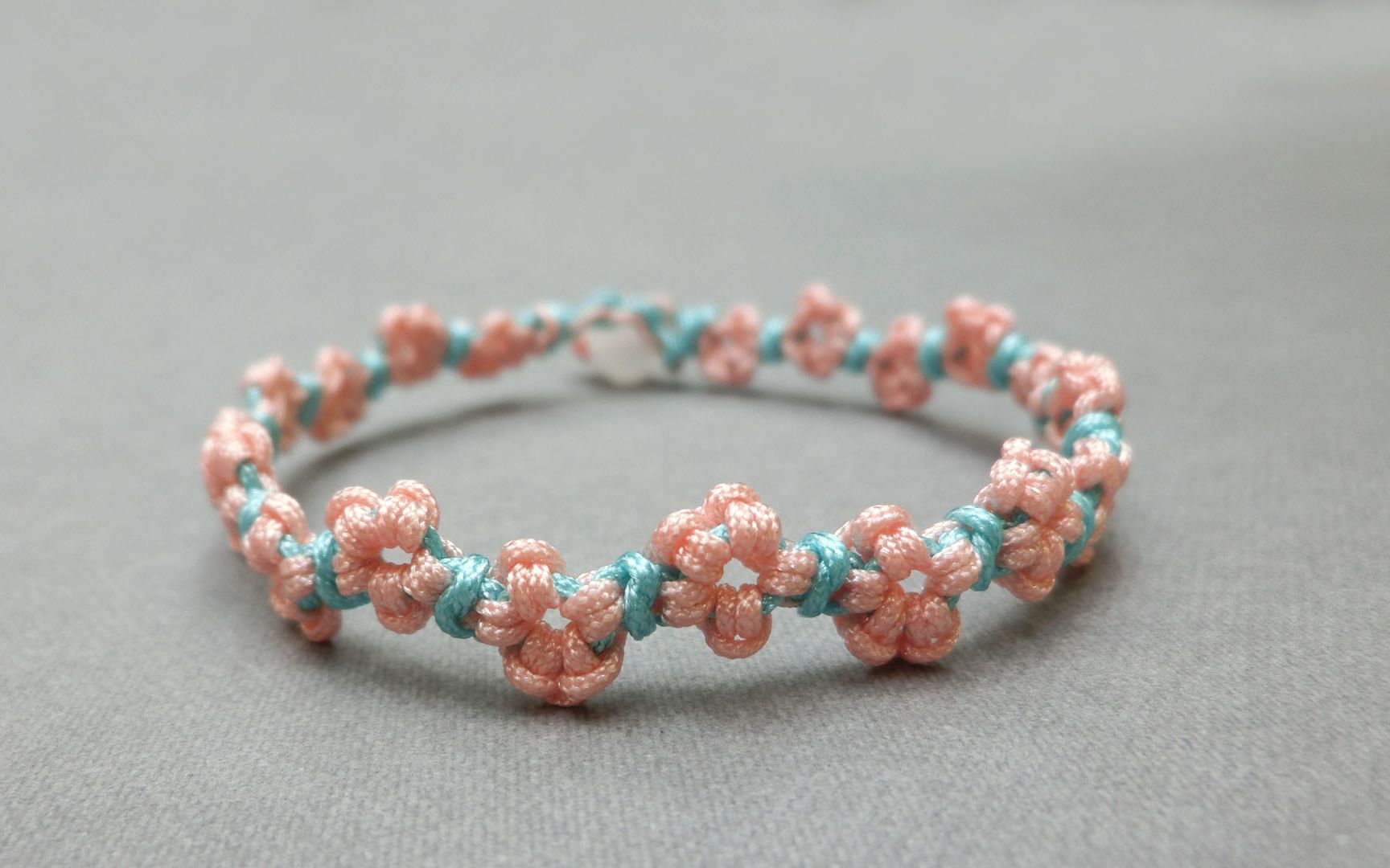 火遍全网的小雏菊手绳编绳教程,简单易懂,一学就会,跟我学编绳