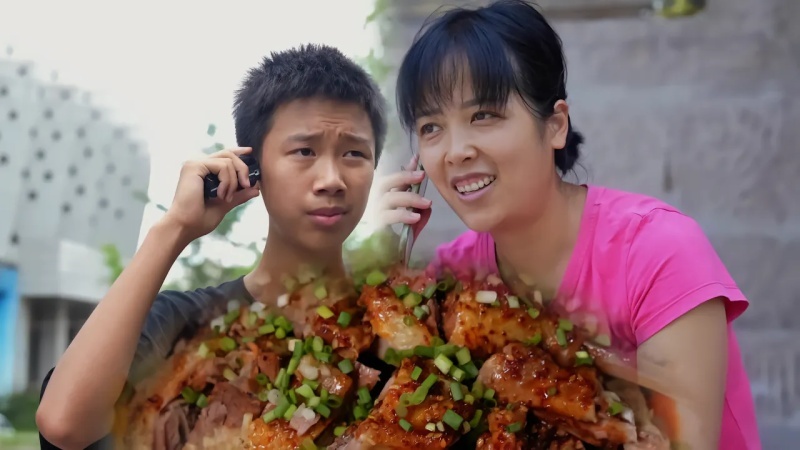 暑假孩子难免去别人家做客,基本的礼仪礼节不能少
