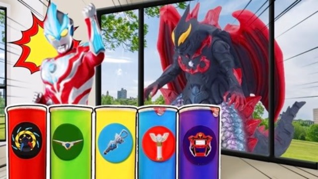 奥特曼益智游戏大全:银河按钮出现,快按下帮迪迦变身器找主人吧