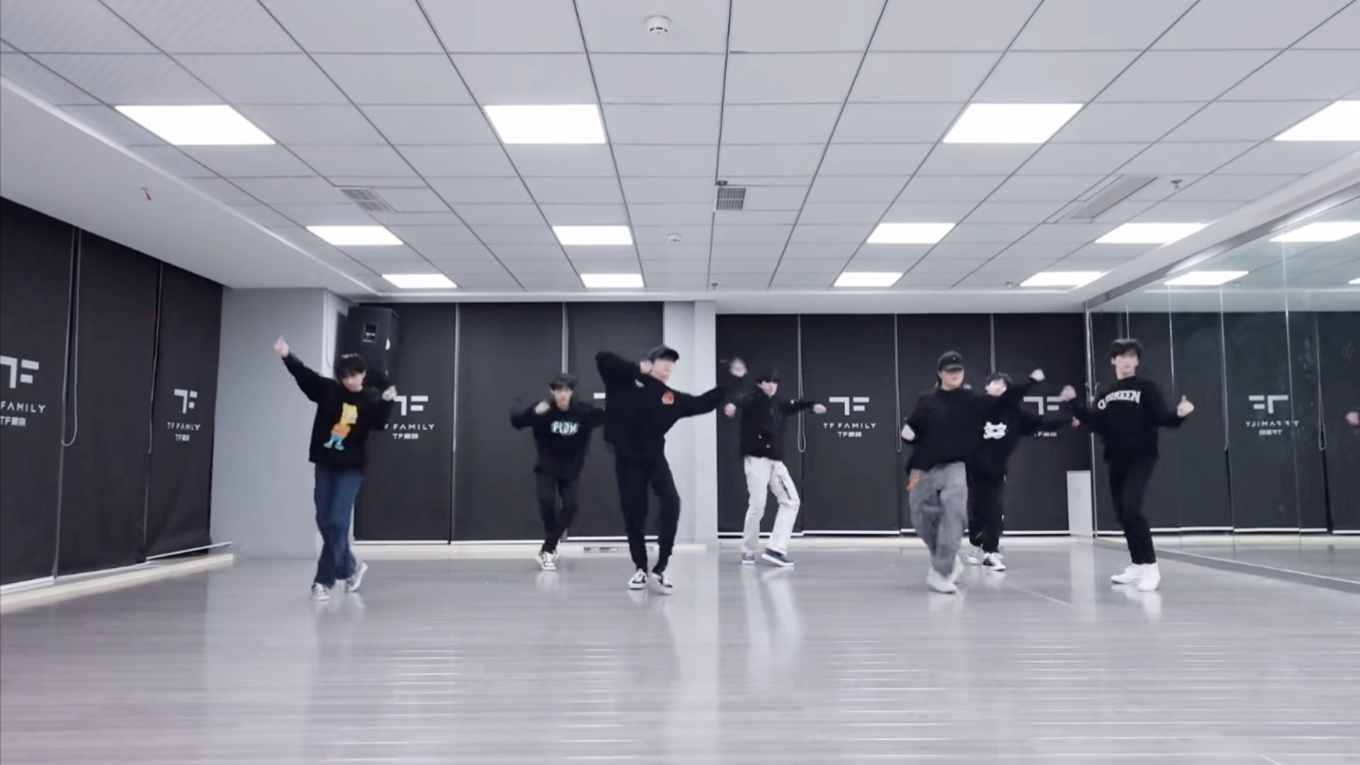 TF家族三代练习生舞蹈混剪