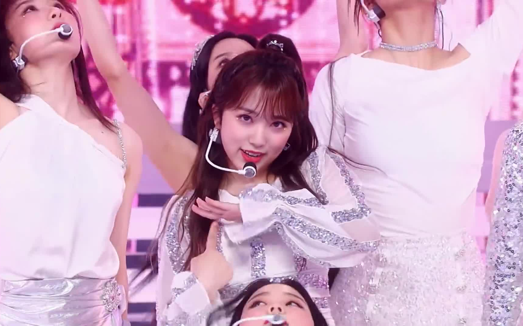 【IZONE】最新回归编曲《 Secret Story of the Swan》伴奏