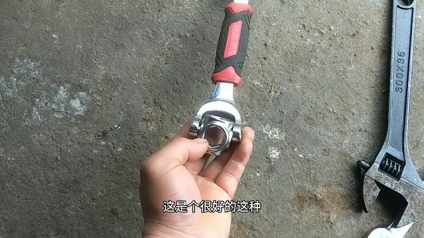 电动车螺丝拆卸需要多少种扳手,看看我只要一个扳手就能完成拆卸