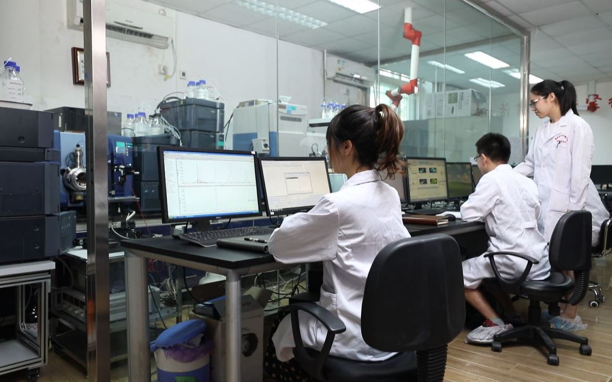 药物分析实验室掠影