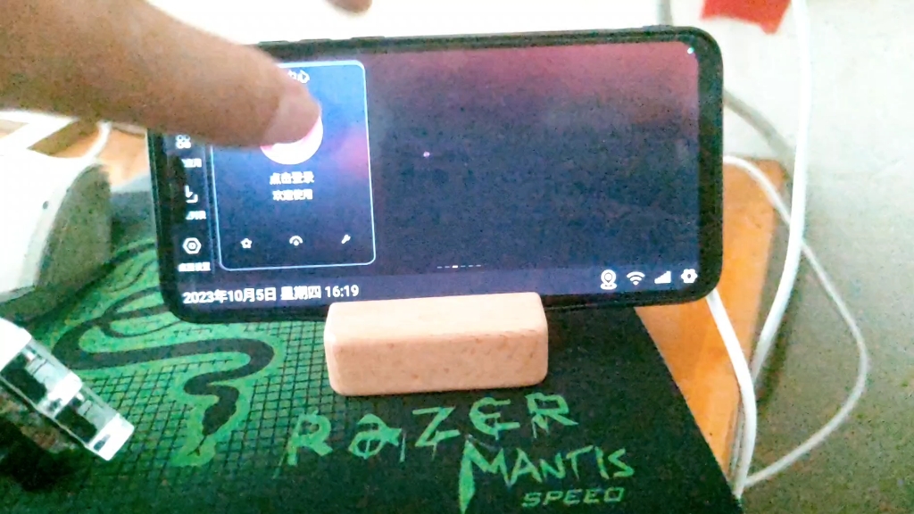 荣耀8X改了直供电加了车机桌面