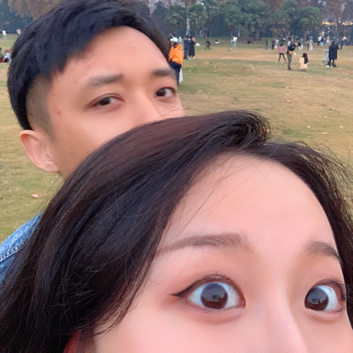 王小明尬舞 