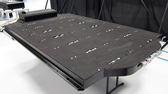 一分钟就能充满电的石墨烯电池,薄薄的一片,有啥黑科技