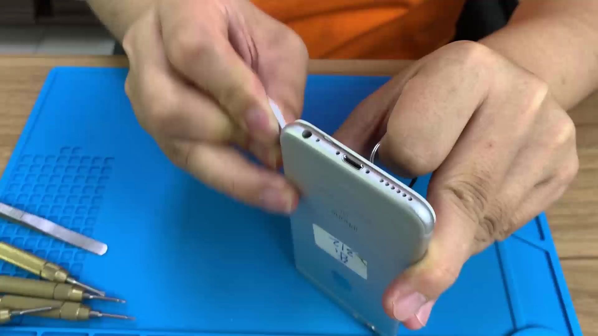 iPhone6S主板拆装教程详解