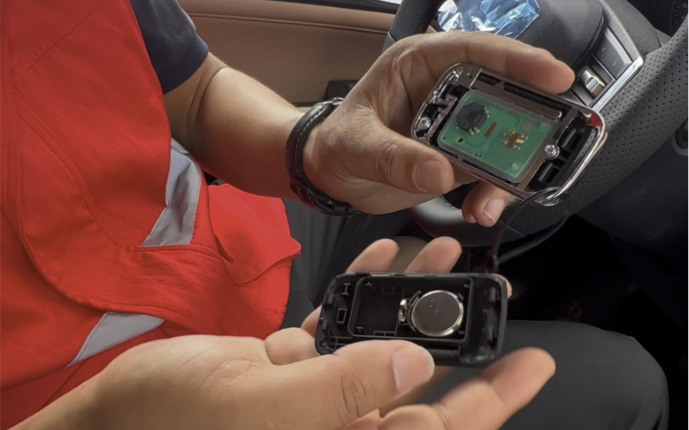 五菱佳辰应急知识(二)不求人更换钥匙电池