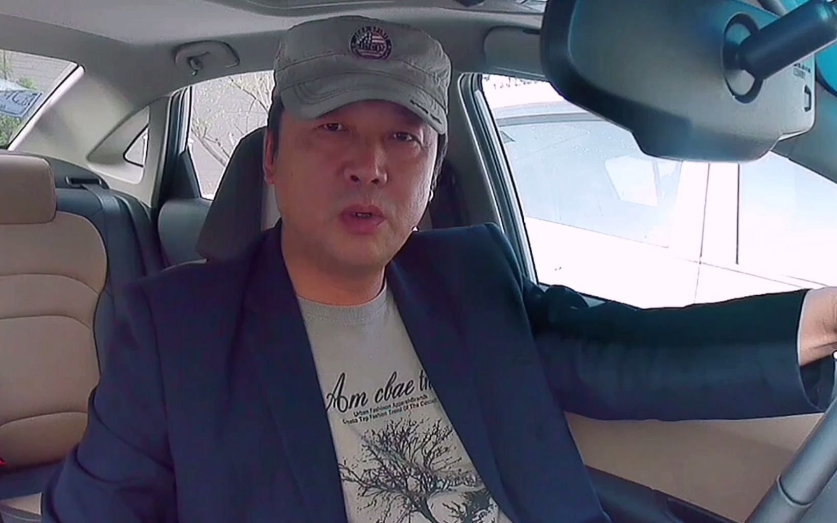 手动挡车起步到底是先抬离合器还是先加油,专业驾驶教练一次性给您...